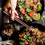 Herzhafter veganer Laugenpizza-Kranz/ Rezept