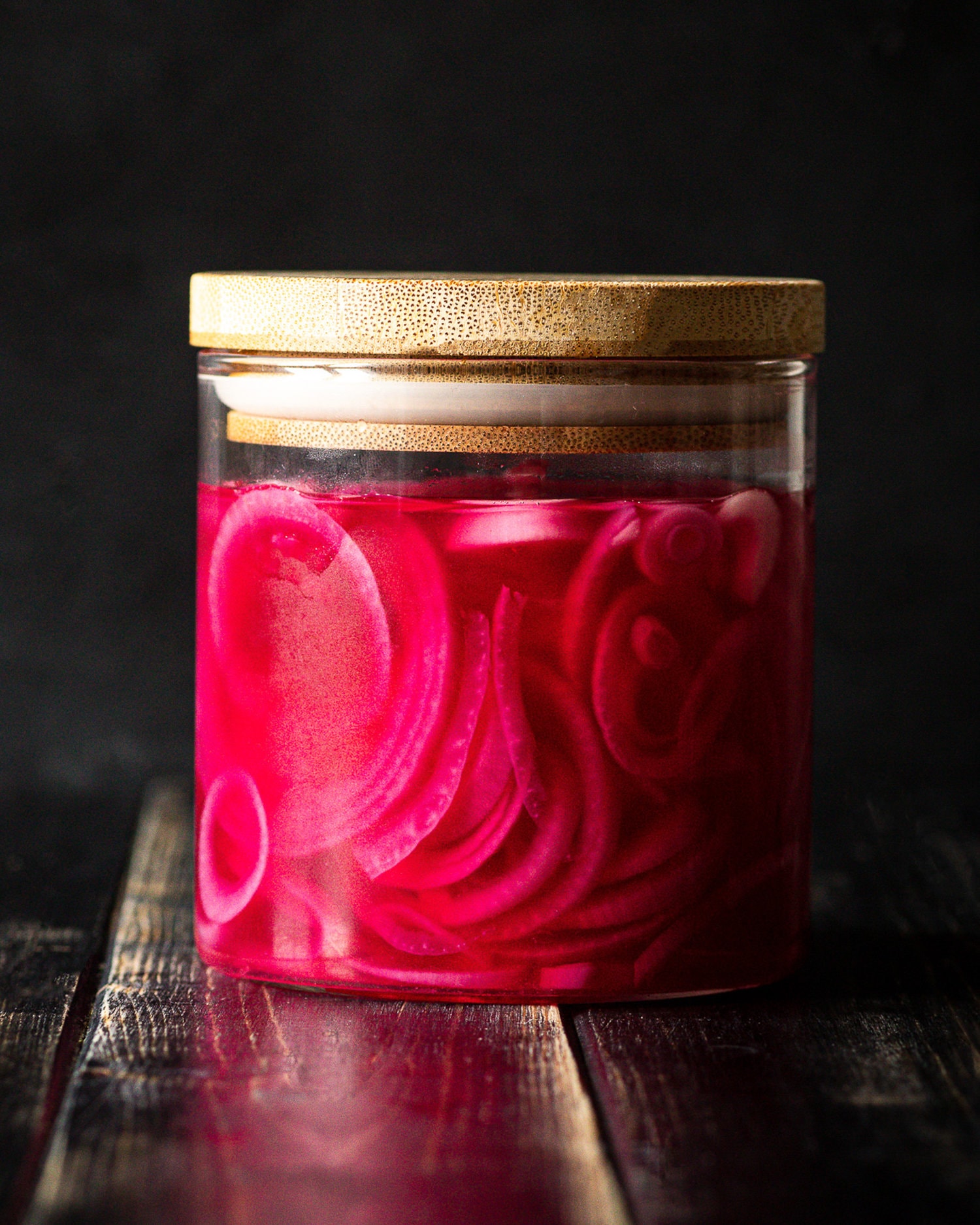 Beautiful and delicious pink pickled onions/ recipe