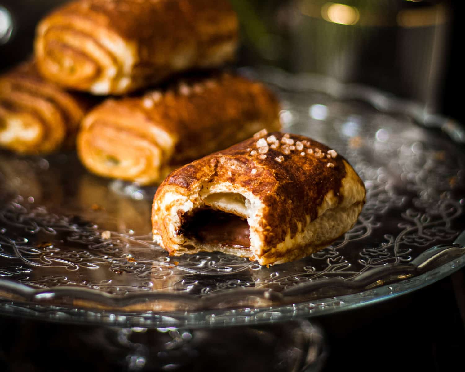 PRETZEL PAIN AU CHOCOLAT - FLY ME TO THE VEGAN BUFFET
