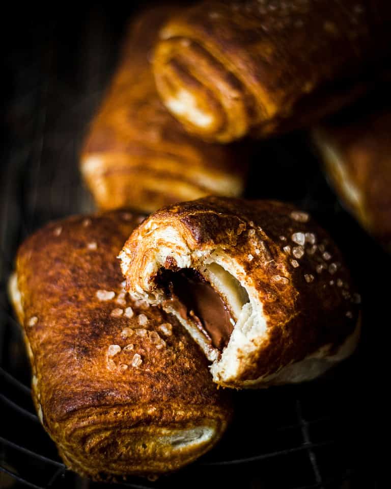 Vegan pretzel pain au chocolat/ recipe
