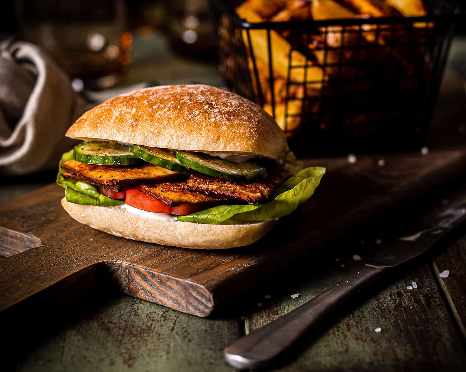 SMOKED TOFU BLT SANDWICH - FLY ME TO THE VEGAN BUFFET